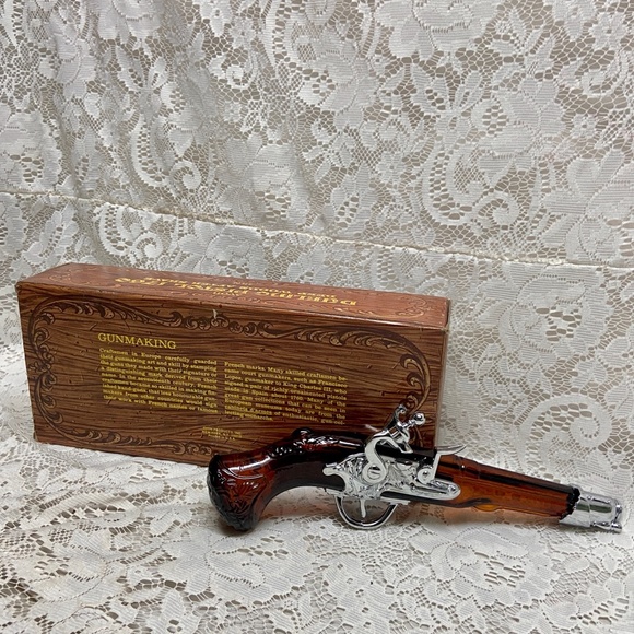 Avon | Accents | Vintage 97s Avon 1760 Duelling Pistol Deep Woods After ...